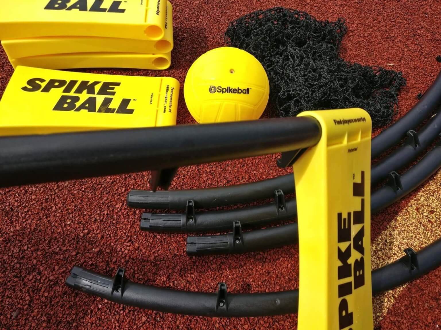 So baust du das Spikeball Set zusammen - Aufbau Anleitung - Spikeball ...